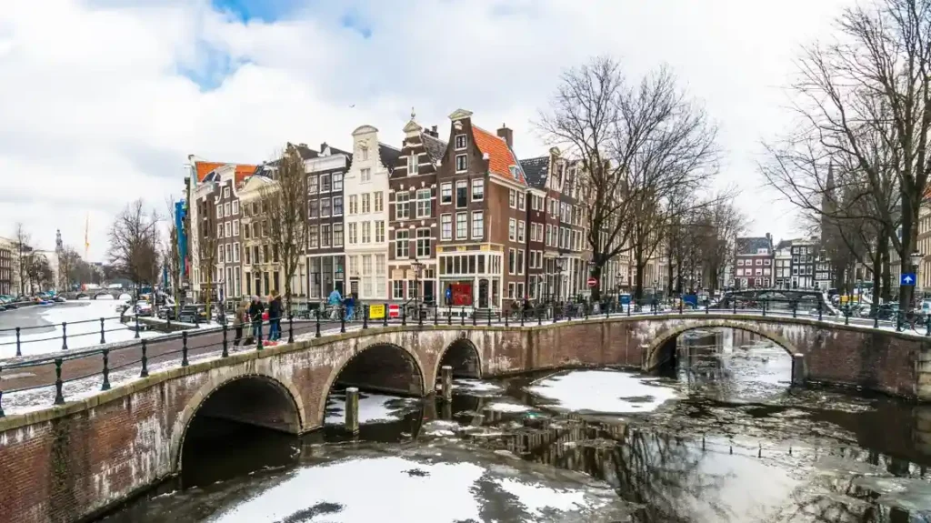 Amsterdam in February 2026: 9 Best Things to Do, Weather & Travel Tips